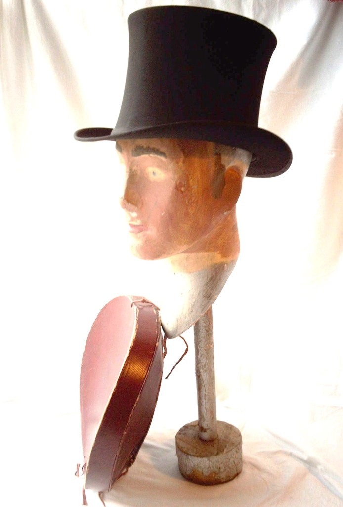 THE GIBUS | HISTORY ON YOUR HEAD